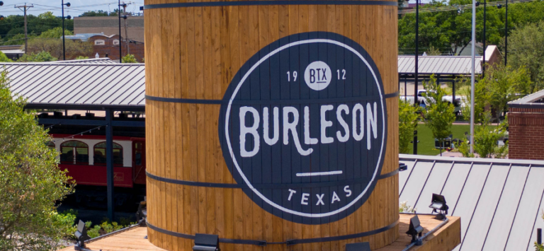 Carter BloodCare unveils new donor center in Burleson